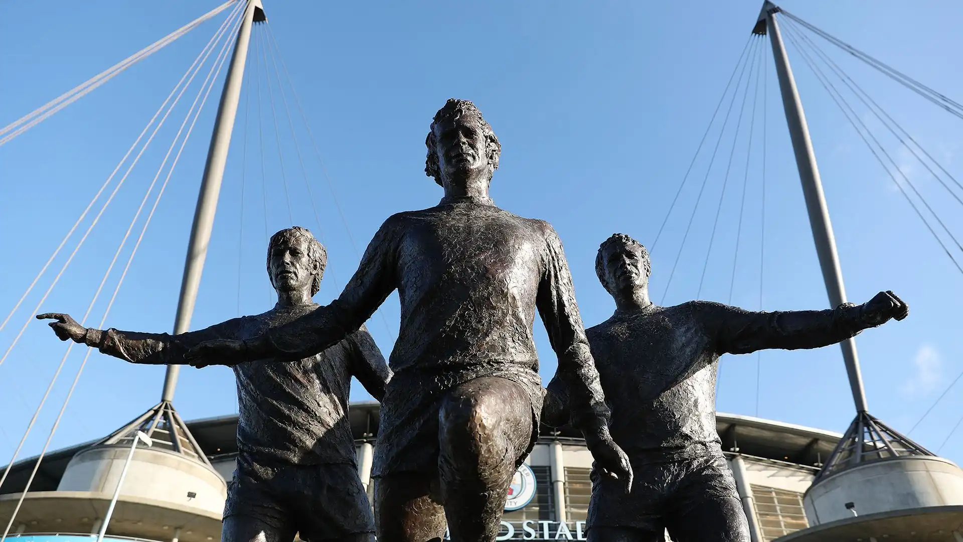 manchester-city-legends-statue-unveiling_1236836Photogallery.jpg ...