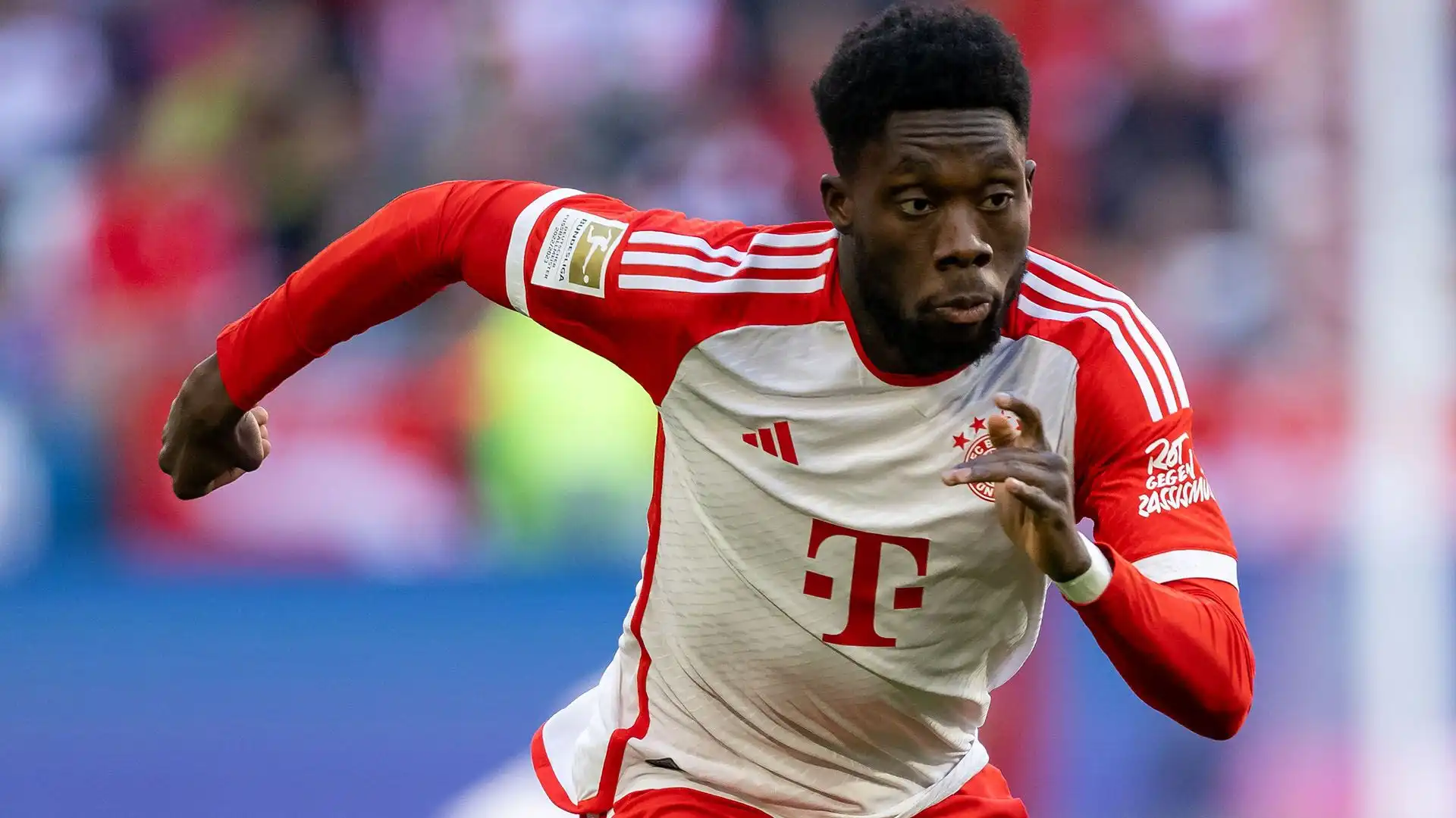 Alphonso Davies, nuovo ribaltone: le foto