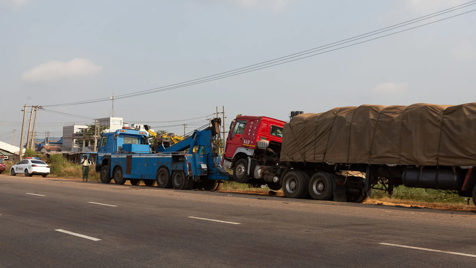 Tragico schianto: Joshua è salvo, morti due suoi allenatori. Foto ...