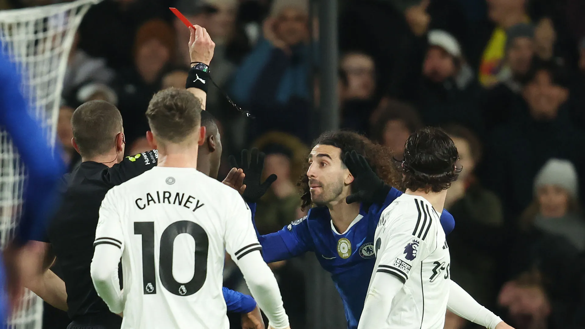 Marc Cucurella cacciato dal campo dopo 20 minuti: le foto del grave ...