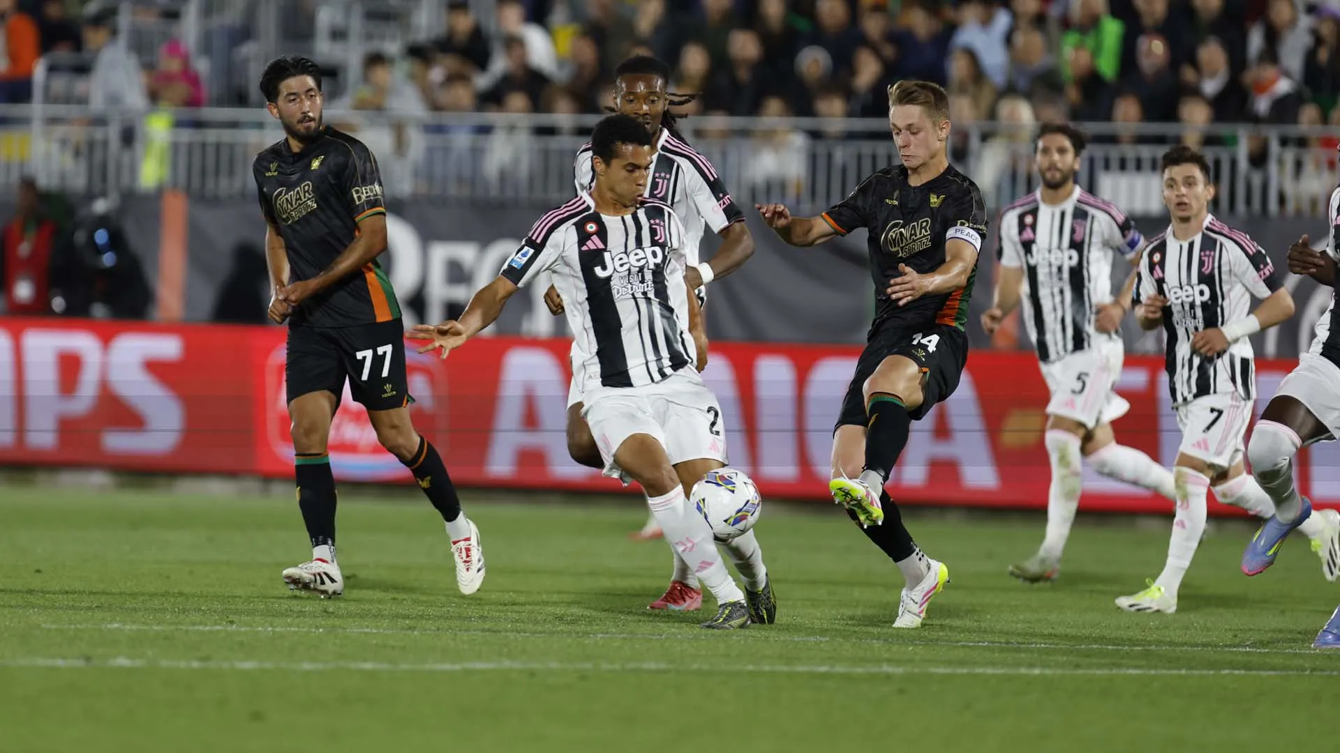 Mercato Juventus, Vlahovic ha chiuso la porta: trattativa con un altro ...