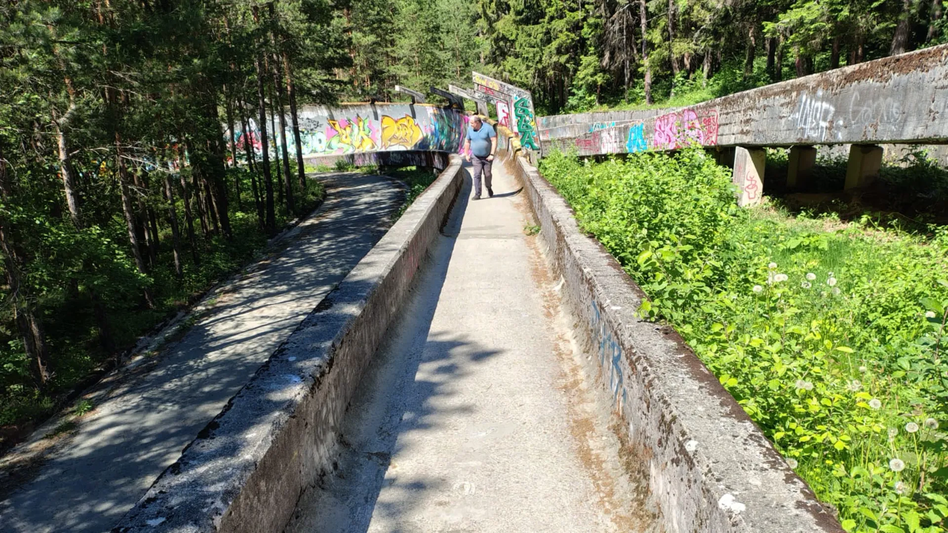 Sarajevo, l'affascinante pista olimpica di bob del 1984 tra guerra e ...